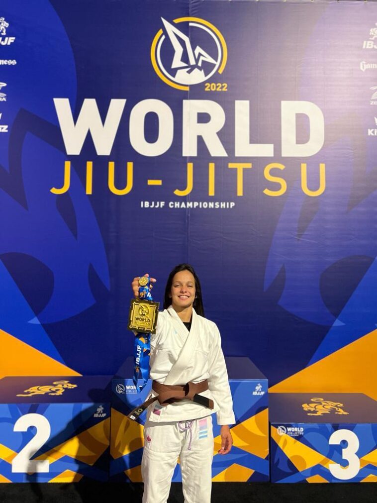 Revelação da nova geração do Jiu-Jitsu, Vitória Assis faz barulho nos ...